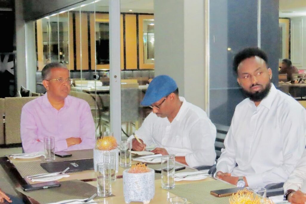 Somali Envoy to South Africa meets Cape Town diaspora leaders to ...